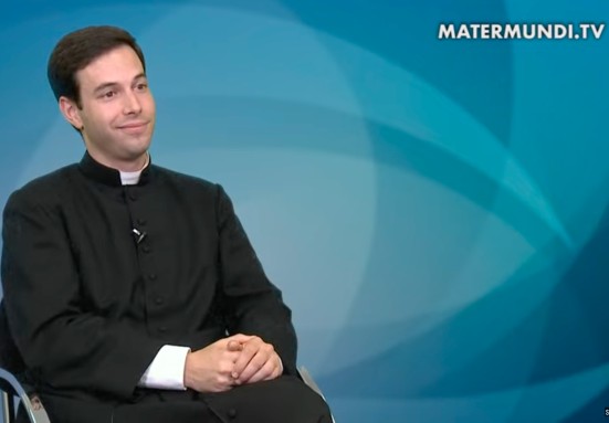 «Cualquiera puede ser héroe o santo, pero hay que desearlo y pedir la ...