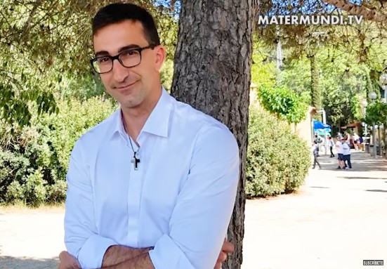 Creció entre ayahuasca y ‘new age’, se pasó al materialismo, fue ateo ...